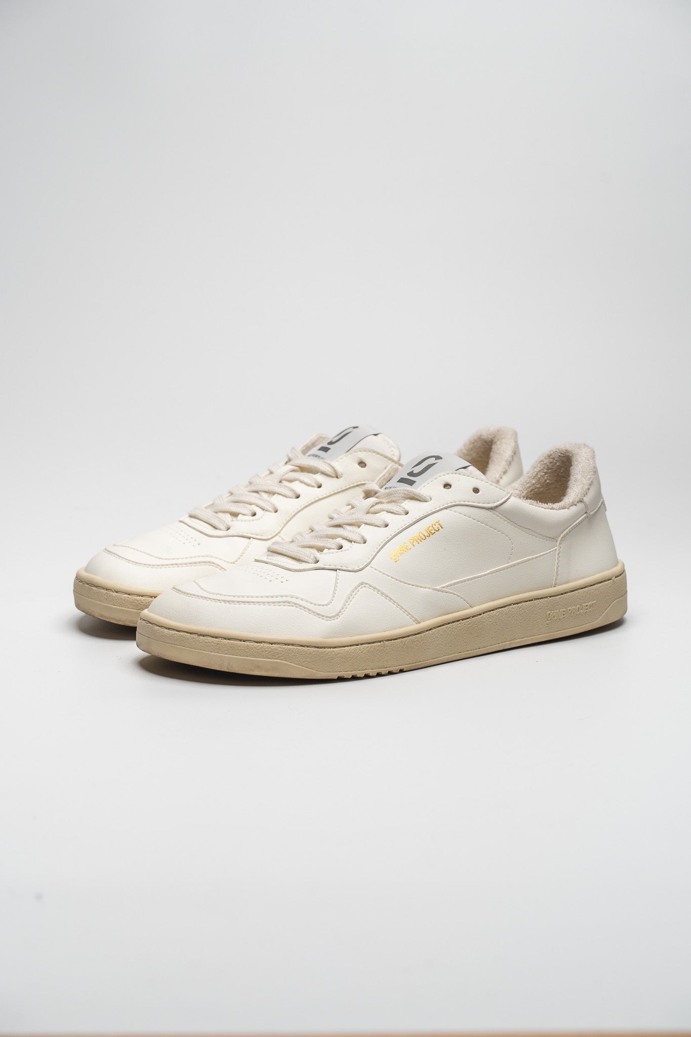 Fashion Barefoot Sneakers | Project 080 | Ohne