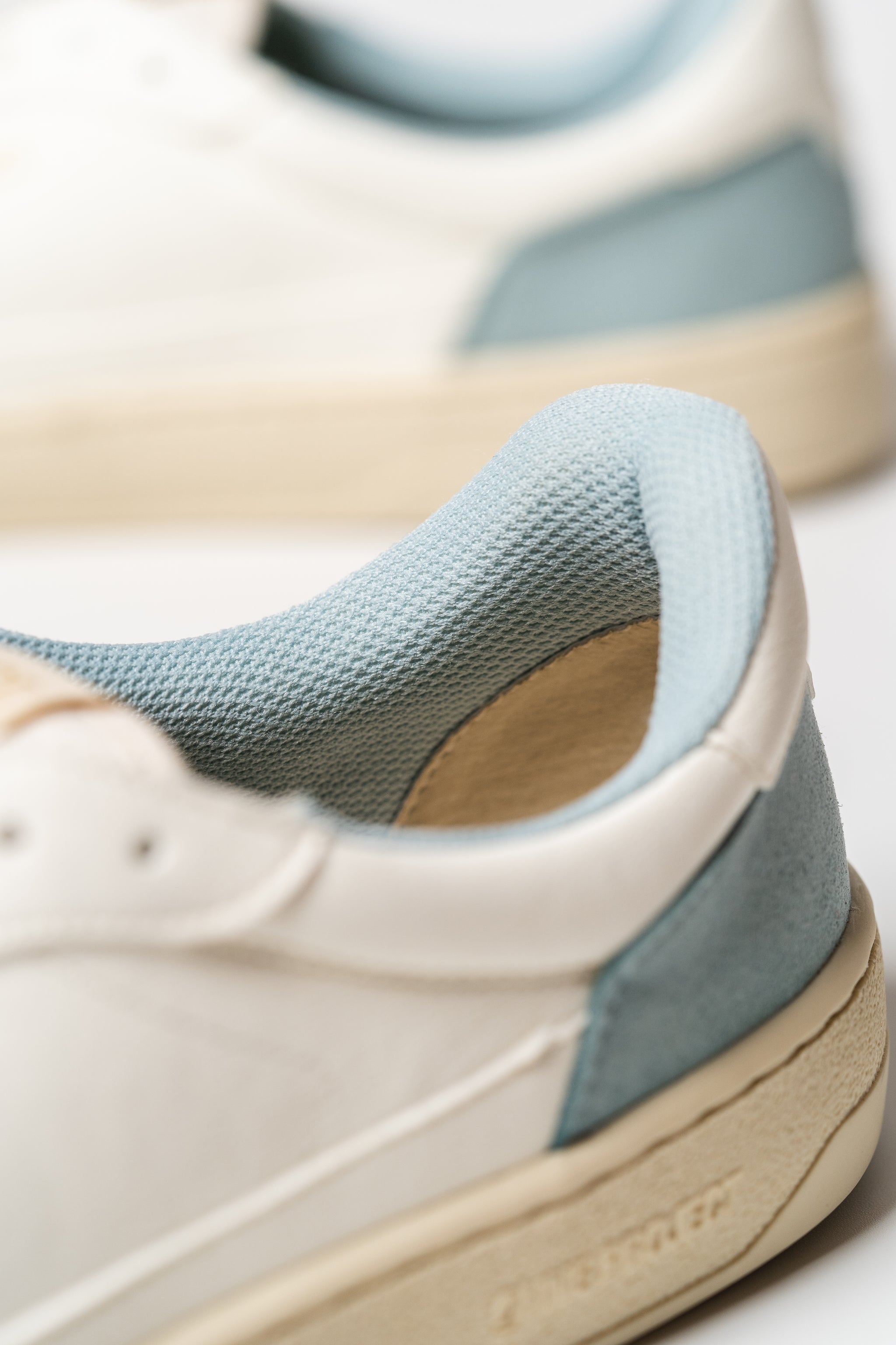 LIGHT BLUE "SUEDE" - PROJECT 080 BAREFOOT SNEAKER – OHNE PROJECT